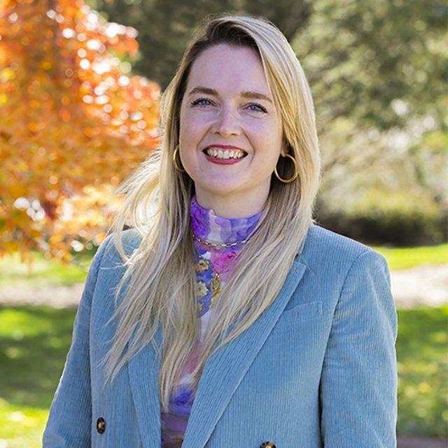 Catherine Foley - Manhattan Alternative